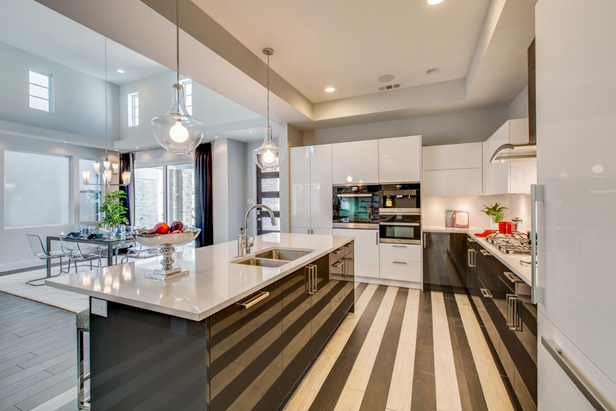 Houston's Royal Oaks Courtyard Villas | eggersmann Houston